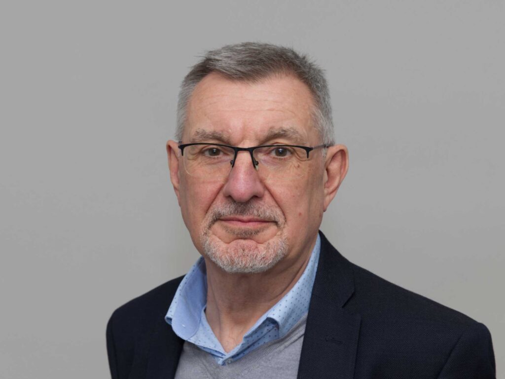 Ken Page | ApconiX